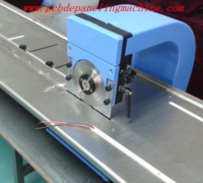 China Manual Blade Moving Type LED Cutting Machine For PCB Board 420X 280 X 400mm for sale