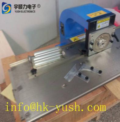 China Moterized Pcb Depaneling Machine Mini Type With Two Circle Blades for sale