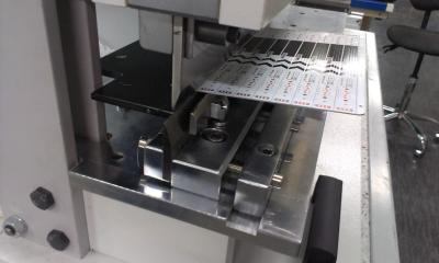 China High Precision PCB Depaneling Machine , Customized PCB depanelizer for sale
