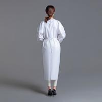 China CE 30gsm 40gsm PE Protective Film Overall Isolation Gowns Non Medical For Factory for sale