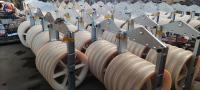 China 60KN Aluminum Nylon Sheaves Pulleys Three Sheave Transmission Stringing Blocks for sale