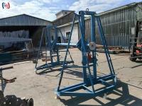China Hydraulic Cable Reel Stand with 50KN Rated Load for 2400mm Diameter Cable Drum Handling for sale