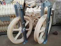 China 660 Series Stringing Block 660mm Multi Sheave Conductor Pulley for Transmission Line Construction for sale