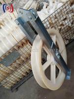 China 660 Series Stringing Block 660mm Multi Sheave Conductor Pulley for Transmission Line Construction for sale