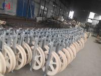 China 660 Series Stringing Block 660mm Multi Sheave Conductor Pulley for Transmission Line Construction for sale