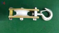 China Insulated Hoisting Tackle with High-Strength Nylon Sheaves and Galvanized Steel Frame for Smooth Bearing Rotation for sale