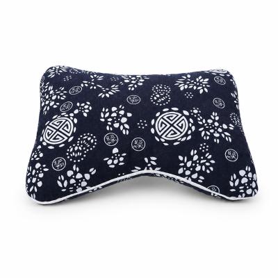 China Qiai Car Cushion in Navy Printed Fabric with Individual Gift Box for sale