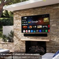 China IP55/IP66 Waterproof Outdoor TV with 4K Ultra HD Resolution and 1500-3000nits High Brightness for Commercial Display for sale