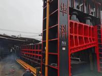 China HUAKE Q91Y-630 Gantry Guillotine Scrap Shear - 1000 Tons Cutting Force, 2000mm Adjustable Length, 2-3 Cycles/Min for sale