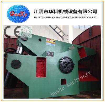 China Q43-1600 Hydraulic Scrap Metal Shear with 1600 Ton Cutting Force and 700mm Blade Length for sale