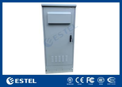China 32U Cabinet IP65 Rating with Cooling Fans for Telecommunications and Industrial Applications for sale