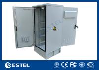 China 32U Cabinet IP65 Rating with Cooling Fans for Telecommunications and Industrial Applications for sale