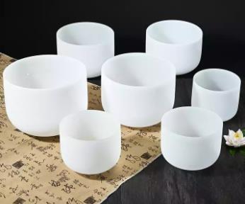 China Frosted Quartz Crystal Singing Bowls 440Hz 432Hz 8-24 Inch Factory Direct Sound Healing for sale