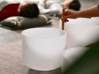 China 99.9% Pure Quartz Crystal Seven Chakra Singing Bowls Set 8-14 Inch for Sound Healing for sale