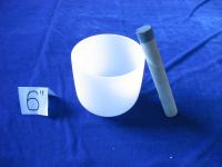 China 99.9% Pure Quartz Crystal Singing Bowls for Sound Healing 8 Inch for sale