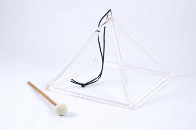 China 99.99% Pure Quartz Crystal Singing Bowl 9 Inch Healing Sound Instrument for sale