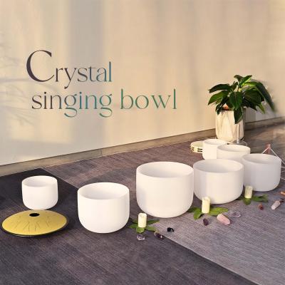 China Direct Manufacturer White Chakra Tuned Quartz Singing Bowl 8-14 Inch with Suede Mallet for sale