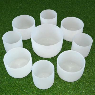 China Frosted Quartz Crystal Singing Bowl Set 8-14 Inch 7 Chakra Sound Healing Meditation with Accessories for sale