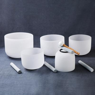 China Direct Manufacturer White Chakra Tuned Quartz Singing Bowl 8-14 Inch with Pallet and Note F for sale