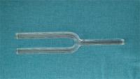 China Crystal Tuning Fork Manufacture High Temperature Resistance 440Hz Precision Tuning for sale