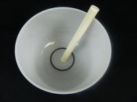 China 99.9% Pure Quartz Crystal Singing Bowl 6-24 Inch for Sound Healing and Meditation for sale