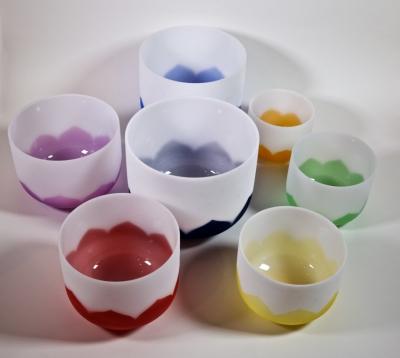 China Chakra Lotus Quartz Crystal Singing Bowl 8 inch B Note 440Hz Root Chakra Healing for sale