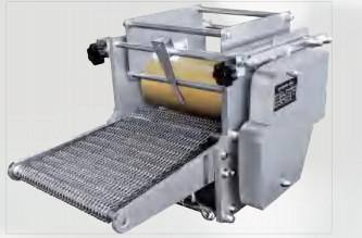 China Pita Roti Tortilla Dough Forming Machine Adjustable Rolling Speed 380v for sale