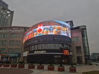 China Lionled P31.25 Outdoor Transparent LED Billboard Display 6000-7500 Nits Brightness IP67 Protection for sale