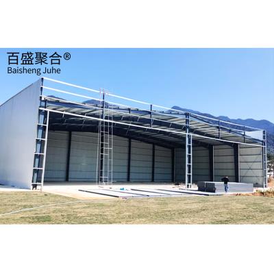 China Prebuilt Mobile Prefab Metal Airplane Hangar With C.Z Shape Steel Channel for sale