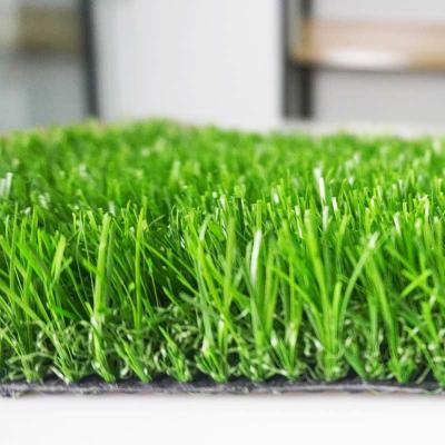 China Fadeless Mouldproof Natural Artificial Garden Grass Wear Resisting for sale