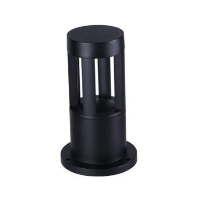 China 300mm Short Outdoor Lawn Lights 7w Energy Saving With Remote Control Function for sale