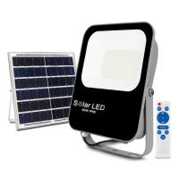 China 30w 60w 100w Solar Powered LED Flood Light Waterproof Die Casting Aluminum Shell for sale