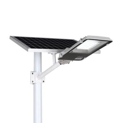 China Ip65 Solar Powered Parking Lot Lights ,  Integrated Solar Street Lamp 100 Lumen for sale