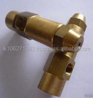 China Brass Hollow Cone Fine Oil/Water Siphon Atomizing Nozzle for Manufacturing Plant for sale