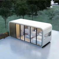 China Luxury Apple Cabin House with 3500x8000mm Size, Galvanized Steel Frame & Rock Wool Insulation for Moveable Vacation Cottages for sale