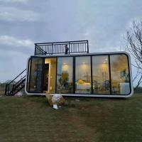 China Modern Luxury Prefabricated Container Home 20ft Galvanized Steel Frame Customizable for sale