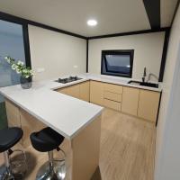 China Wholesale  40ft 20ft Movable Foldable Expandable Prefab Container House for sale