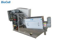 China SS314 0.3KW Screw Press Dewatering Machine 20kg Per Hour Sludge Dehydrator for sale