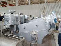 China 0.3KW Sludge Dewatering Equipment No Blocking MPSP Multi Plate Screw Press for sale