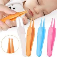 China Baby Safety Dig Booger Clip Plastic baby Ear Nose Clean Tweezers Safe Forceps Cleaning Supplies Baby Care Infant for sale