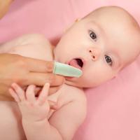 China Eco Friendly Soft Bristle Newborns Toddler Silicone Baby Tooth Brush for sale