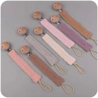 China Custom Eco Friendly Baby Baby Pacifier Holder Chain Case Dummy Clip Pacifier Clips for sale