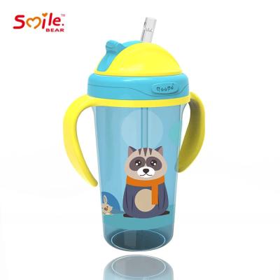 China 2020 New leakproof design spoon baby cups sippy for sale