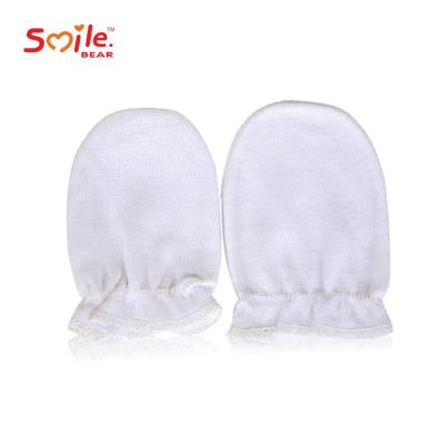 China China Manufacturer White Concolorous Prevention Baby Mittens for sale