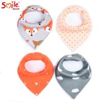 China Amazon Hot Selling Factory Customized Logo cotton baby bibs comfort and easy wash for sale