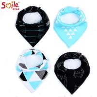 China Amazon Hot Selling Factory Customized Logo cotton baby bibs comfort and easy wash for sale