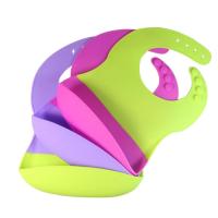 China Three Dimensional 	Waterproof Infant Bibs Children Dinner Pocket Silicone Washable for sale
