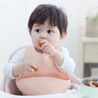 China BPA Free Waterproof Silicone Baby Bib With Food Catcher Baby Silicone Bib for sale