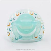 China 2020 best sell factory price cBPA free plastic baby pacifier with ring and silicone flat nipple for sale