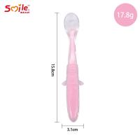 China Soft Silicone Newborn Accessories Heat Resistant Safety Feeding Spoon for sale